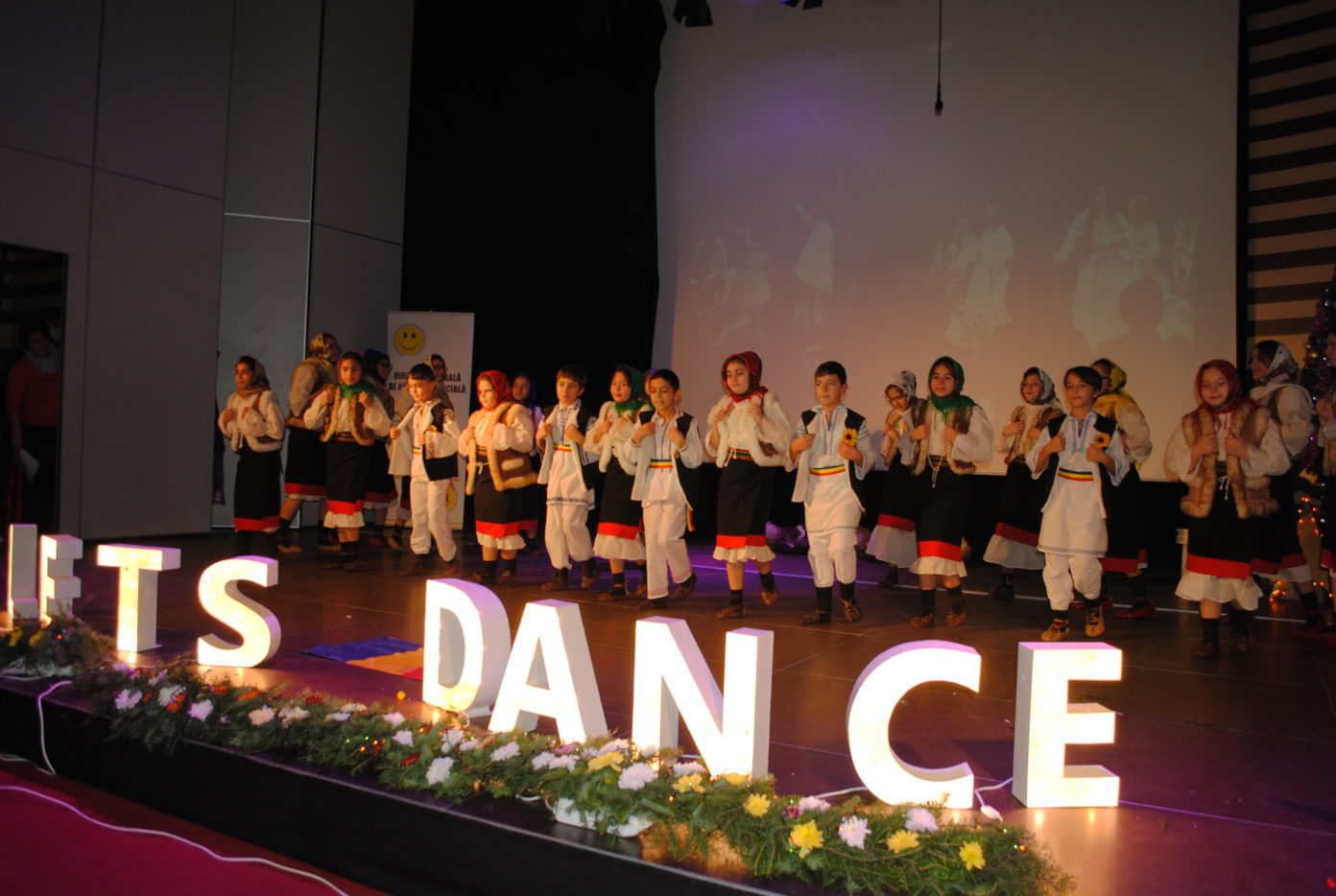 Copiii din centrele DGASPC Olt, călătorie în jurul lumii - Gazeta Oltului